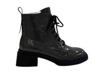 China Ladies Leather Boots for sale