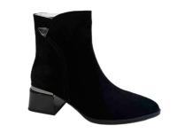 China Ladies Leather Boots for sale
