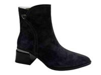China Ladies Leather Boots for sale