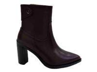 China Ladies Leather Boots for sale