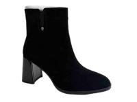 China Ladies Leather Boots for sale