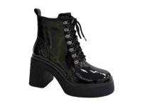 China Ladies Leather Boots for sale