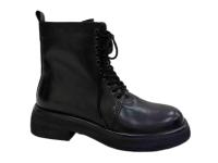 China Ladies Leather Boots for sale