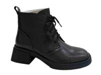 China Ladies Leather Boots for sale