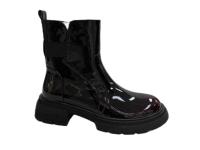 China Ladies Leather Boots for sale