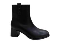 China Ladies Leather Boots for sale