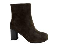 China Ladies Leather Boots for sale