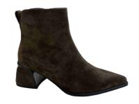 China Ladies Leather Boots for sale