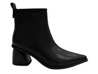 China Ladies Leather Boots for sale