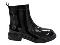 China Ladies Leather Boots for sale