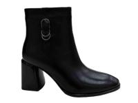 China Ladies Leather Boots for sale
