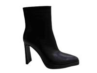 China Ladies Leather Boots for sale