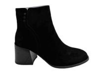 China Ladies Leather Boots for sale