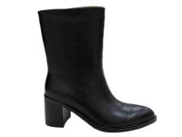 China Ladies Leather Boots for sale