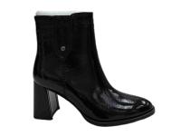 China Ladies Leather Boots for sale