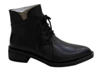 China Ladies Leather Boots for sale