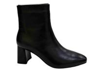 China Ladies Leather Boots for sale