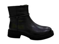 China Ladies Leather Boots for sale