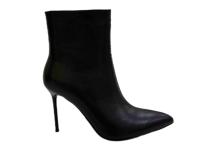 China Ladies Leather Boots for sale