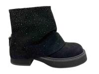 China Ladies Leather Boots for sale