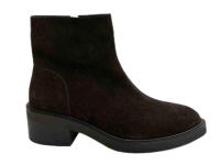 China Ladies Leather Boots for sale