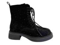 China Ladies Leather Boots for sale