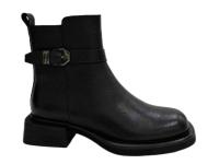 China Ladies Leather Boots for sale
