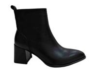 China Ladies Leather Boots for sale