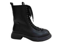 China Ladies Leather Boots for sale