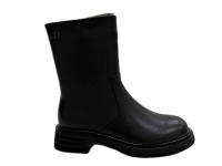 China Ladies Leather Boots for sale