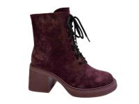 China Ladies Leather Boots for sale