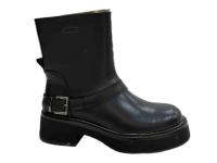 China Ladies Leather Boots for sale