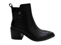 China Ladies Leather Boots for sale