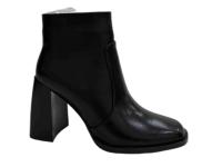 China Ladies Leather Boots for sale