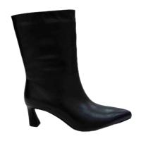China Ladies Leather Boots for sale
