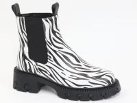 China Ladies Leather Boots for sale