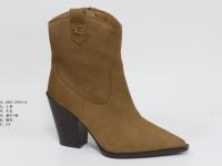 China Ladies Leather Boots for sale