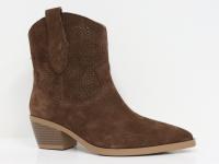 China Ladies Leather Boots for sale