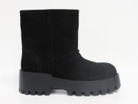 China Ladies Leather Boots for sale