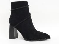 China Ladies Leather Boots for sale