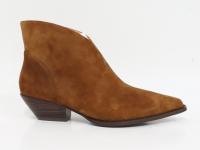 China Ladies Leather Boots for sale