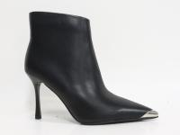 China Ladies Leather Boots for sale