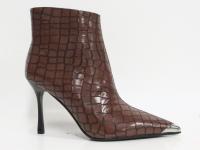 China Ladies Leather Boots for sale