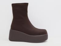 China Ladies Leather Boots for sale