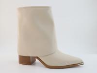China Ladies Leather Boots for sale