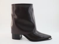 China Ladies Leather Boots for sale