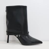 China Ladies Leather Boots for sale