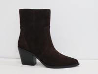 China Ladies Leather Boots for sale