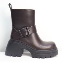 China Ladies Leather Boots for sale