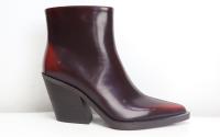 China Ladies Leather Boots for sale
